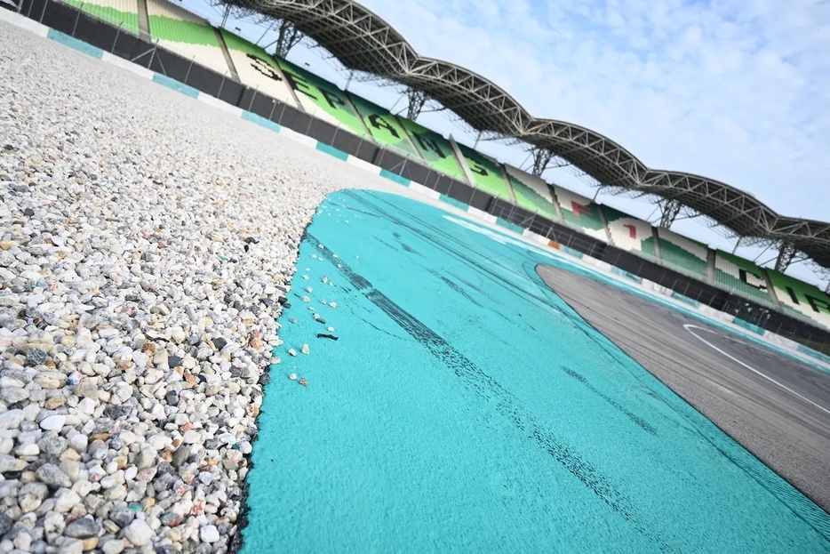 【現地写真レポ】あなたの知らないマレーシア、お見せします。12年ぶりスーパーGT開催のセパンを“滝汗”探訪 (motorsport.com 日本版) - Yahoo!ニュース