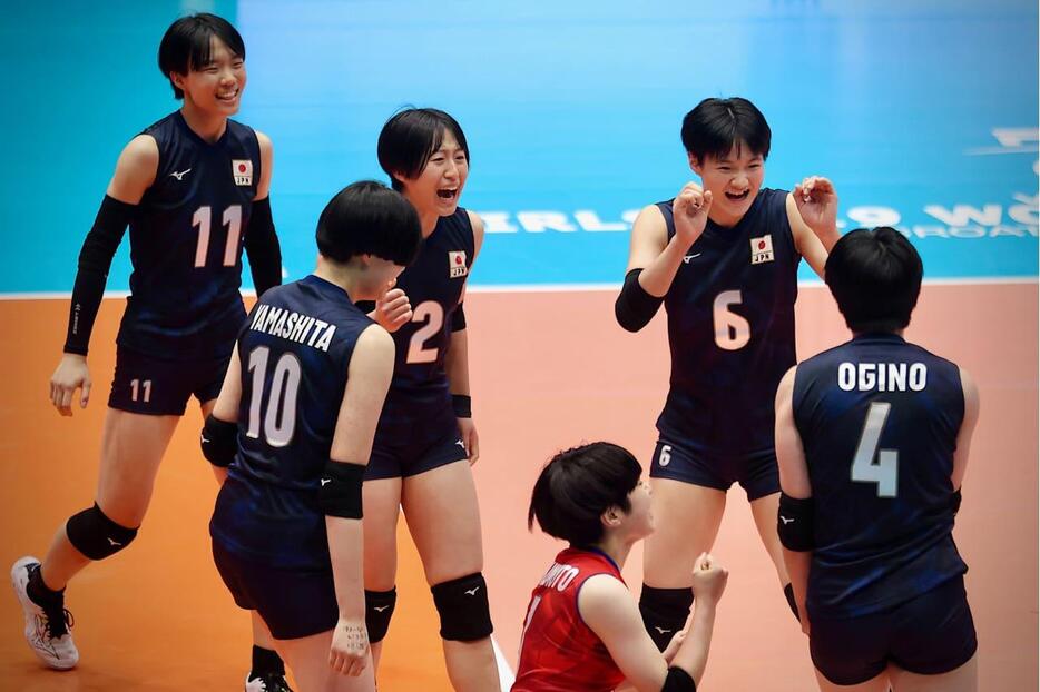 【バレー】U19女子日本代表 中国とイタリアに敗れるも3勝2敗の3位で2次ラウンドへ (月刊バレーボール) - Yahoo!ニュース
