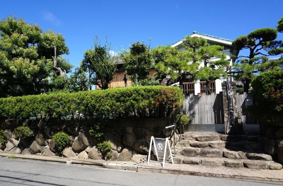 【2025年大阪カフェ】大阪旅のひと休みに。スイーツメディア編集部が選ぶ、隠れ家カフェ5選 (ufu.) - Yahoo!ニュース