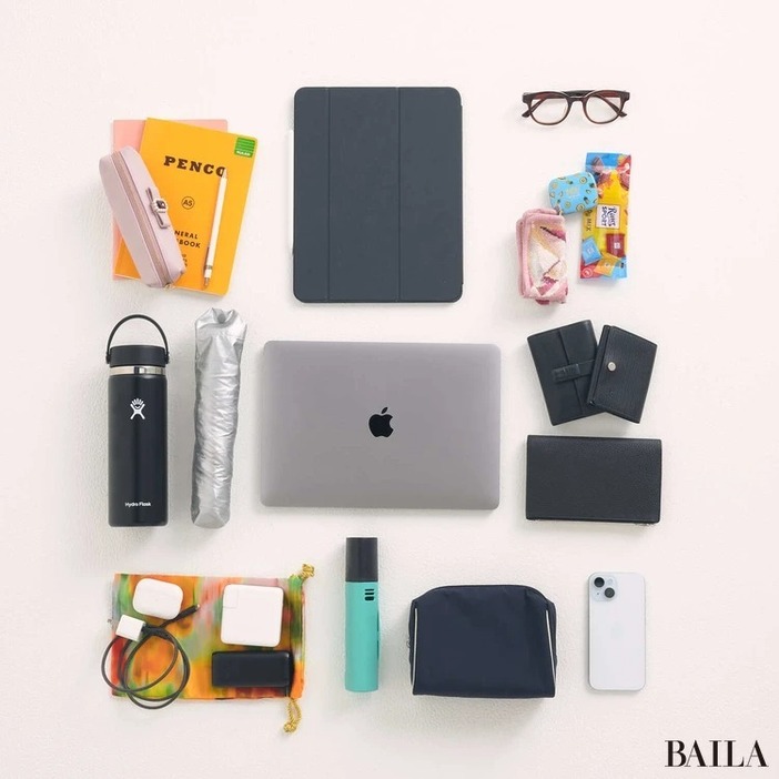 【優秀通勤リュック】「スーツスクエア」の撥水リュックを背負ってみた＆通勤アイテム入れてみた (＠BAILA) - Yahoo!ニュース