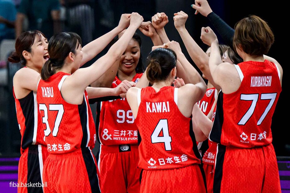 女子日本代表 中国にリベンジし決勝進出！田中こころは3P5発で27得点 [FIBA女子アジアカップ2025/バスケ] (月刊バスケットボール) - Yahoo!ニュース