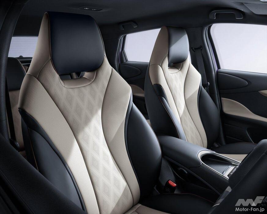 アドベンチャー派のeビターラか、シティ派のドルフィンか？ 日中の次世代EV 2台のライバルを速攻比較！ (MotorFan) - Yahoo!ニュース