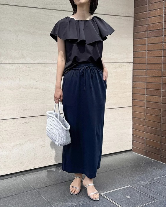 暑い日も涼しく着映える！ 大人の「涼感トップス」4選 (Marisol) - Yahoo!ニュース