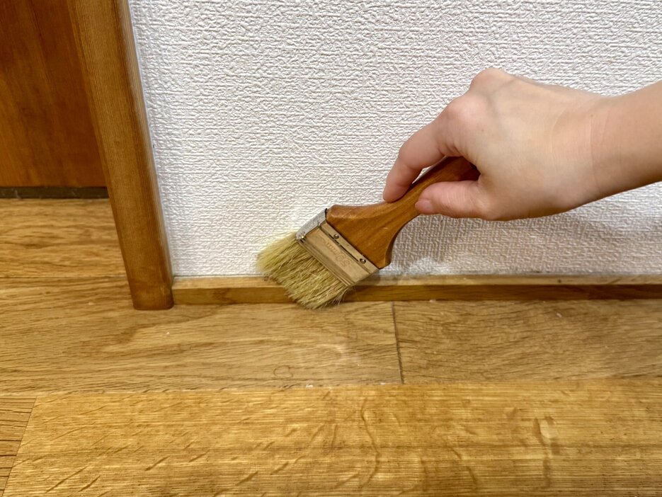 「毛先がスッと入り込む」驚きの万能さ！100円の塗装用ハケで、掃除がラク＆家スッキリ (ESSE-online) - Yahoo!ニュース