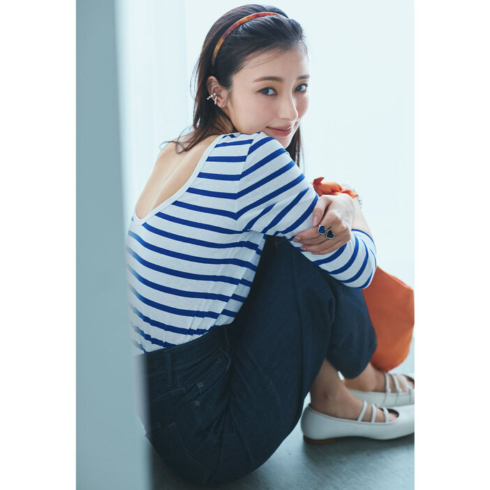 【30代のヘルシーコーデ】夏のお出かけには「大人の肌見せ服」を選びたい！｜CLASSY. (magacol) - Yahoo!ニュース