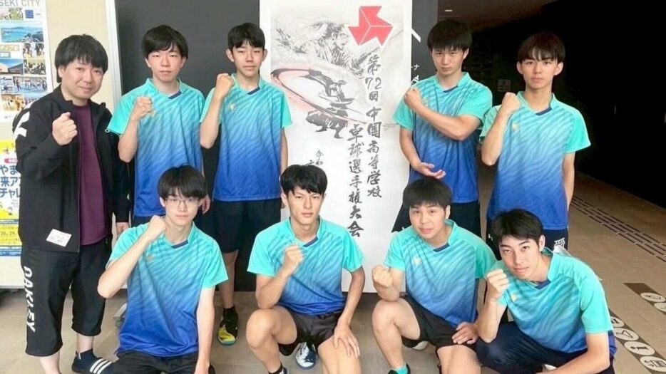 「伝統を守り、次につなぐ」鳥取東高校・山添正登コーチが語る“地域に根ざした卓球”の姿 (Rallys) - Yahoo!ニュース