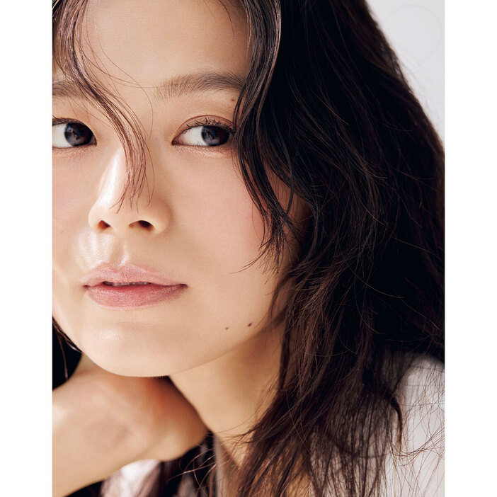 人気ヘアメイクさんが直伝！夏こそ『コンサバ顔』がモテる｜CLASSY. (magacol) - Yahoo!ニュース