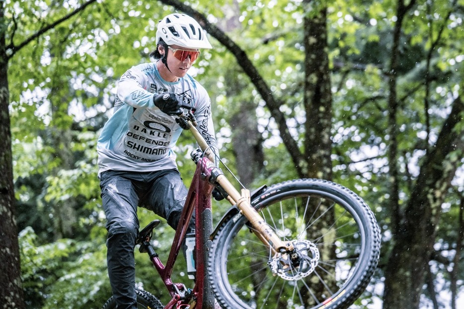 シマノ新型XTRを使うと普通のライダーができるようになること＆プロの使用感覚｜SHIMANO (FUNQ) - Yahoo!ニュース