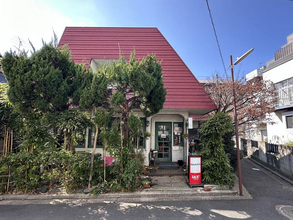 昭和のロマン溢れる中山の純喫茶「バウハウス」で建築と絶品ねぎトーストを味わう (GINZA) - Yahoo!ニュース