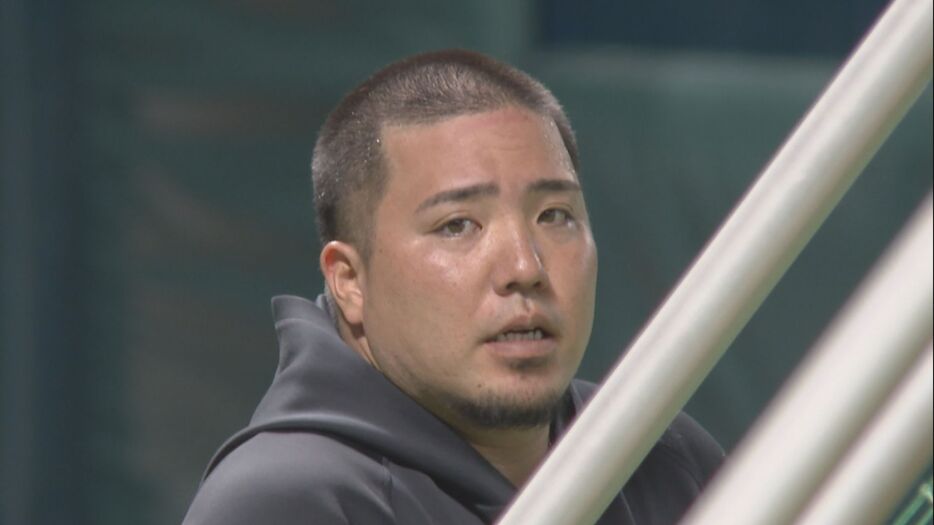 【ソフトバンク】「レイエス選手を見ていいなあと思って」山川穂高が気合いの丸刈りに (RKB毎日放送) - Yahoo!ニュース