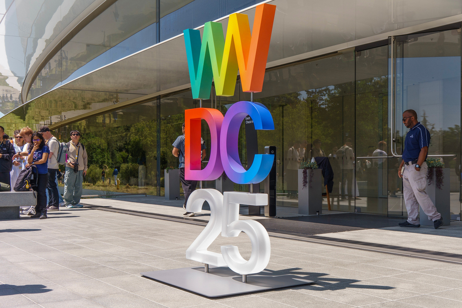 Appleはなぜ、『WWDC 2025』で「ソフトウェアのインターフェイス統一」を行ったのか (リアルサウンド) - Yahoo!ニュース