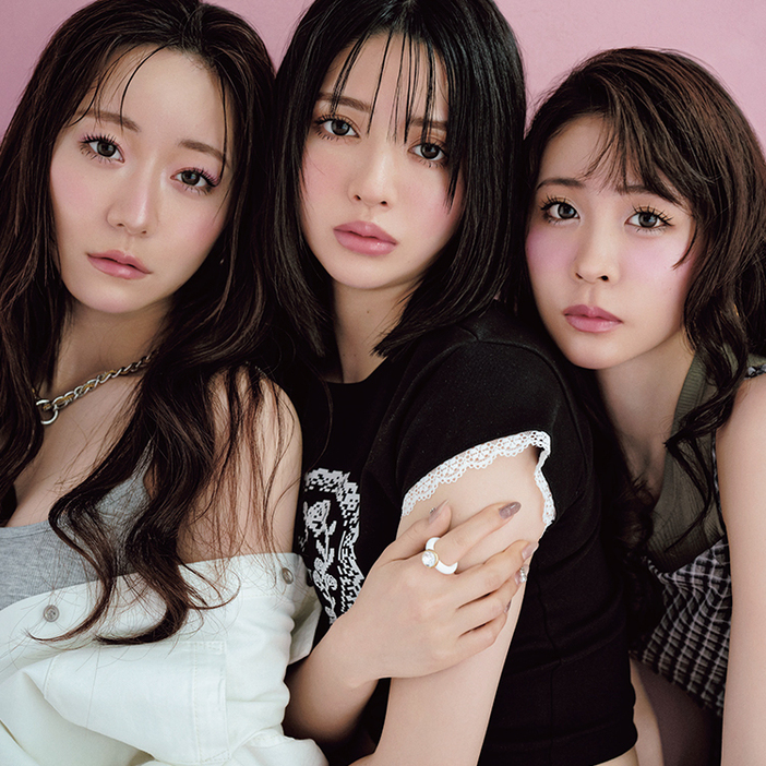 【FRUITS ZIPPER】鎮西寿々歌・櫻井優衣・真中まなが本気で推す「盛れる」のは中韓コスメ (NET ViVi) - Yahoo!ニュース