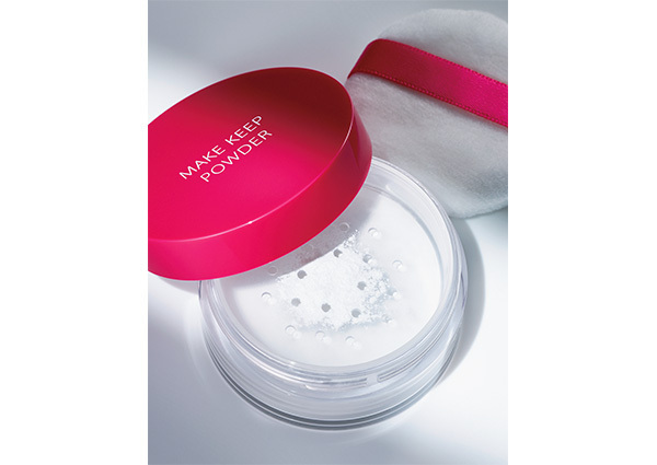 【混合肌＆脂性肌向き】皮脂を抑えてメイクを綺麗に保つ、美容のプロおすすめ“サラサラパウダー“4選 (VOCE) - Yahoo!ニュース