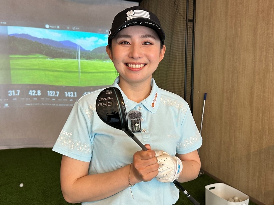 PRGR『CRYSTAL egg ユーティリティ』は「ユーティリティの概念変わるかも」【江澤亜弥がレディスクラブを試打・解説】 (みんなのゴルフダイジェスト) - Yahoo!ニュース