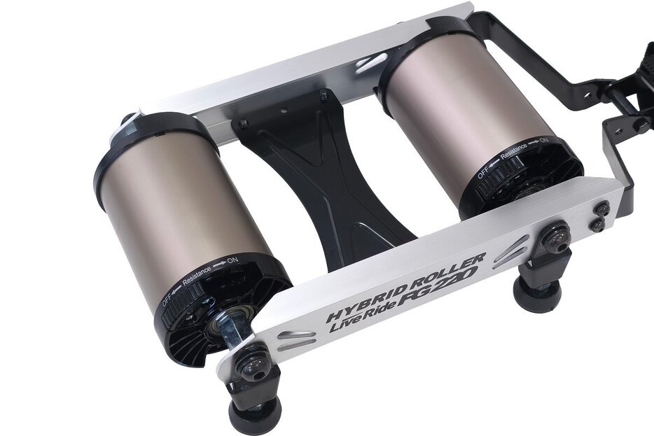 人気ハイブリッドローラーに高負荷モデル「FG220RR」登場 FG220用アップグレードパーツも｜MINOURA (FUNQ) - Yahoo!ニュース