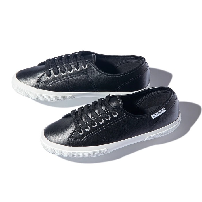 【大人が選ぶべき黒スニーカー】誕生100周年。スペルガの定番モデルがヴィーガンレザーで軽量に【SUPERGA】 (UOMO) - Yahoo!ニュース