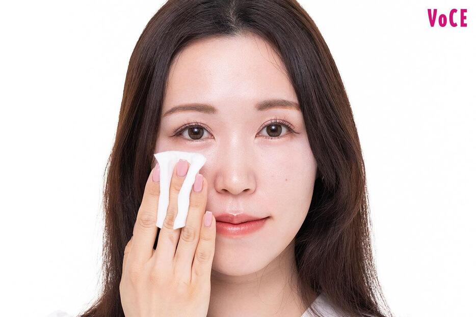 日中もしっかりUV対策できる。日焼け止めの“理想的な塗り直し方”を解説 (VOCE) - Yahoo!ニュース