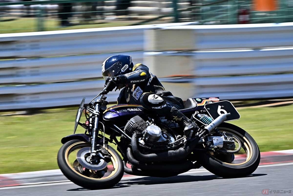 問題多発でもうタイヘン!? 2台のカワサキ「750SS」でテイスト・オブ・ツクバ参戦 クラシックバイクレースが楽しい!! (バイクのニュース) - Yahoo!ニュース