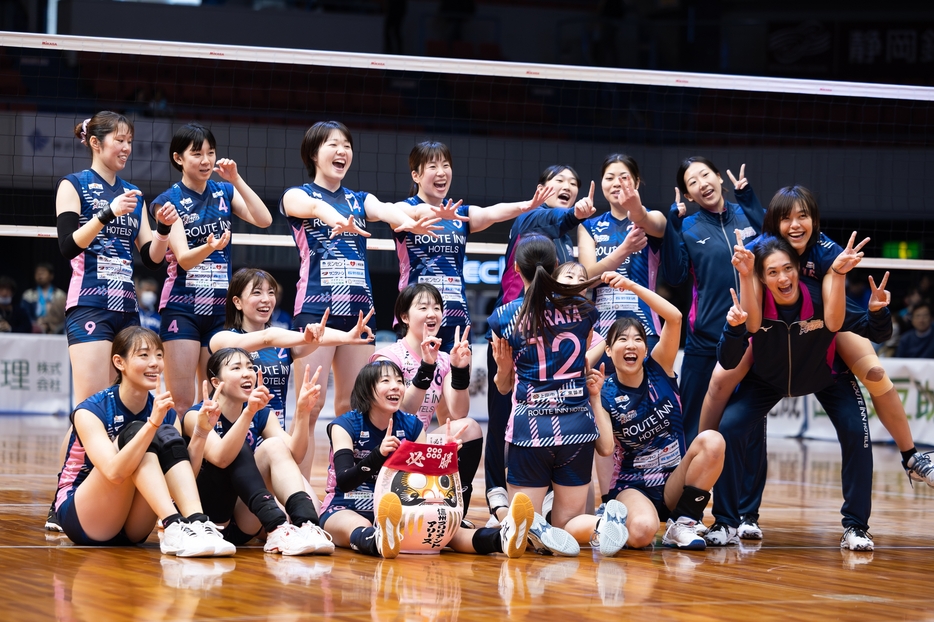 【バレー】信州ブリリアントアリーズが12連勝で無敗首位。福岡ギラソールがV参戦後初勝利 Ⅴ女子 (バレーボールマガジン) - Yahoo!ニュース