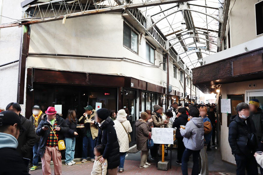 商店街に約4000人が来場！？「クラフトビールフェス」が大阪で開催、9ブルワリーが一挙に (Lmaga.jp) - Yahoo!ニュース