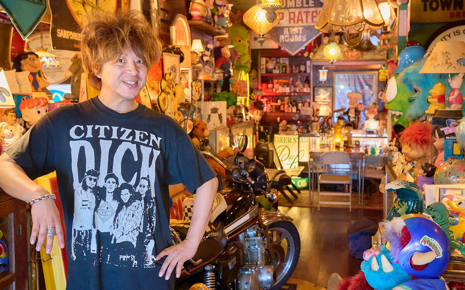 総額2000万円のアメリカントイで足の踏み場は1畳に…。コレクター芸人の解決策、90平米の賃貸倉庫を「大人の秘密基地」に600万円でリノベ (SUUMOジャーナル) - Yahoo!ニュース