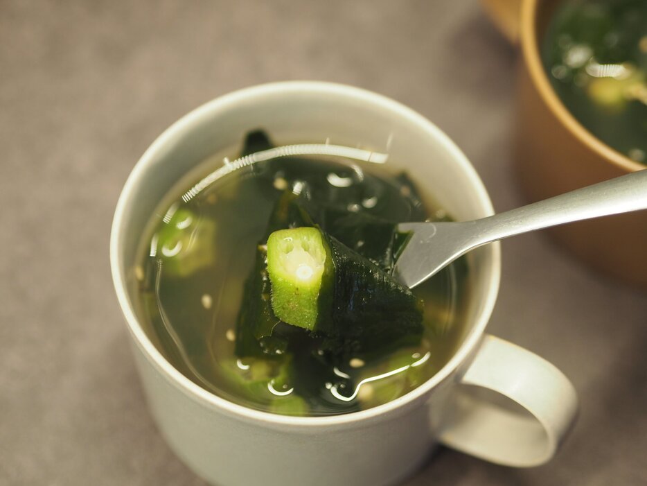 40代・50代、自分をいたわる「ワカメとショウガの温活スープ」。体を温めて、胃腸を優しく整える (ESSE-online) - Yahoo!ニュース