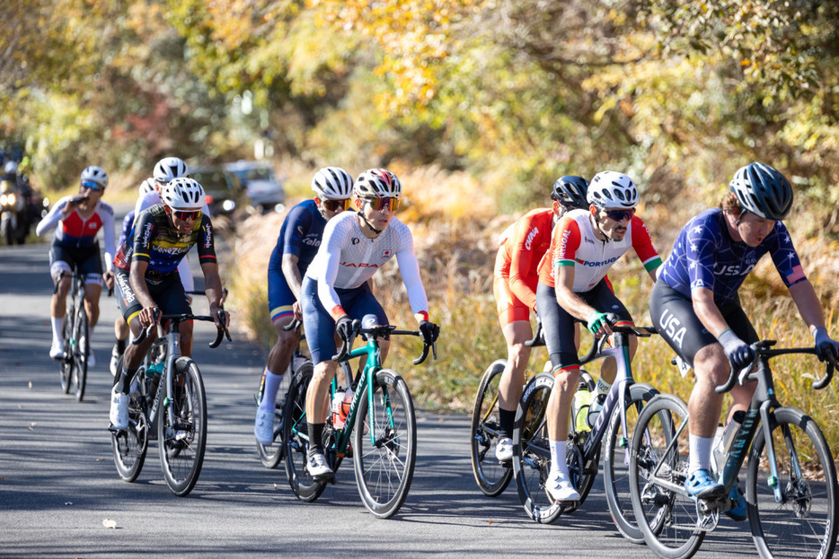 藤本六三志、デフリンピック自転車競技 個人ロードで銅メダル 競技歴1年半の新星が“静かな大舞台”で躍動 (FUNQ) - Yahoo!ニュース