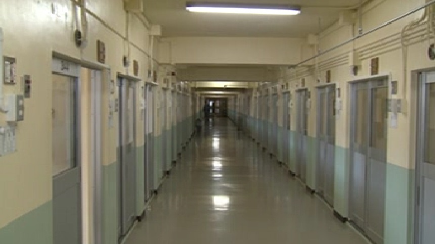 日本最北「網走刑務所」で受刑者の男が"消火器"噴射―とっさに非常ベル押した刑務官が消火剤まみれに…公務執行妨害の疑いで書類送検…以前から"反則行為"繰り返し生活態度は『不良』〈北海道網走市 ...