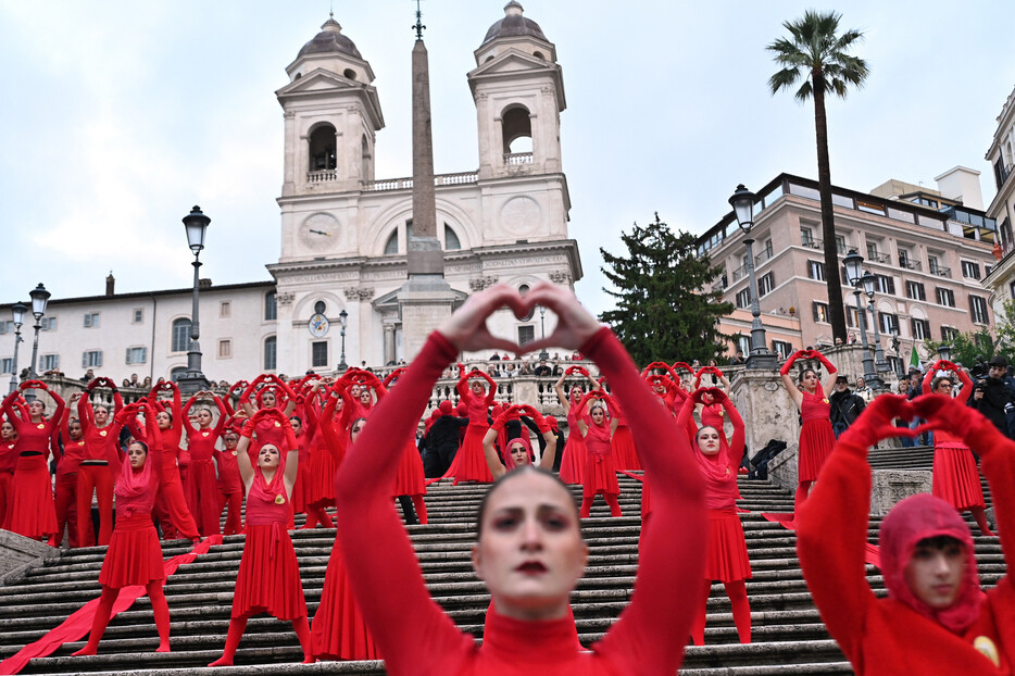 女性への暴力根絶訴え (時事通信) - Yahoo!ニュース