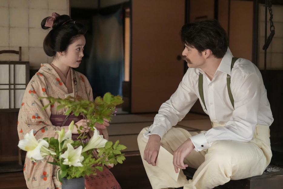 『ばけばけ』ヘブンの評価をつかみ始めたトキは… 第39回場面カット (オリコン) - Yahoo!ニュース