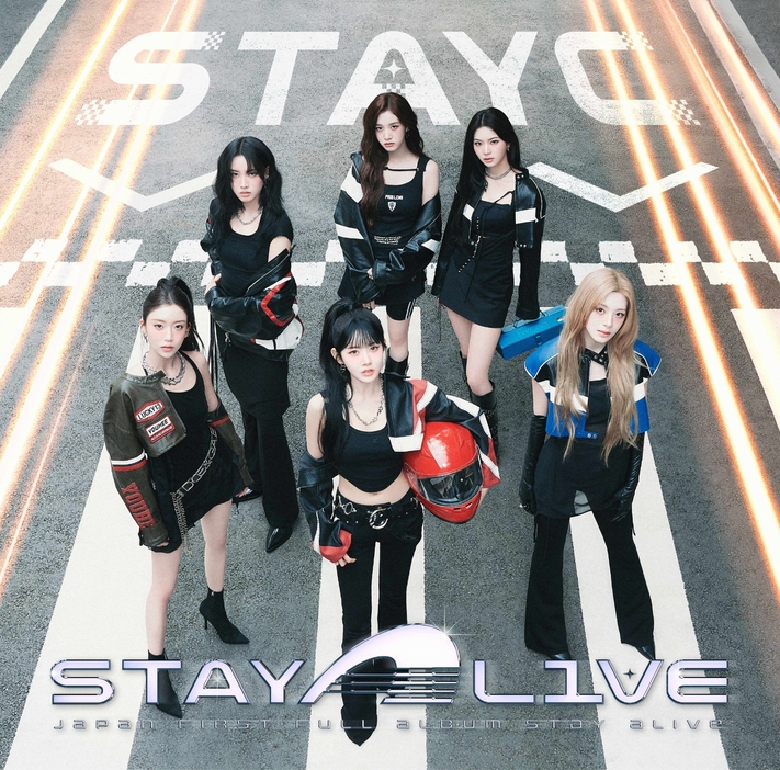 STAYC日本1stアルバムのジャケット＆収録内容発表、全17曲には「I WANT IT」Japanese Ver.も (Bezzy) - Yahoo!ニュース