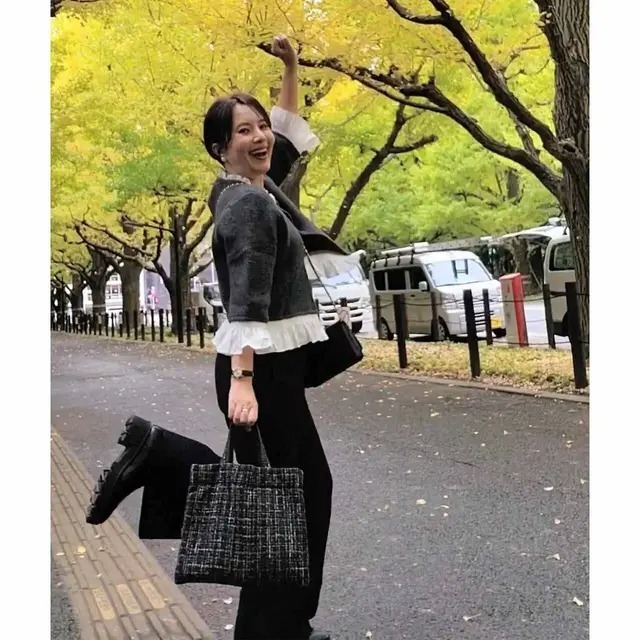 おしゃれな50代は「ZARA」「無印良品」のニットを着回している！ (Web eclat) - Yahoo!ニュース