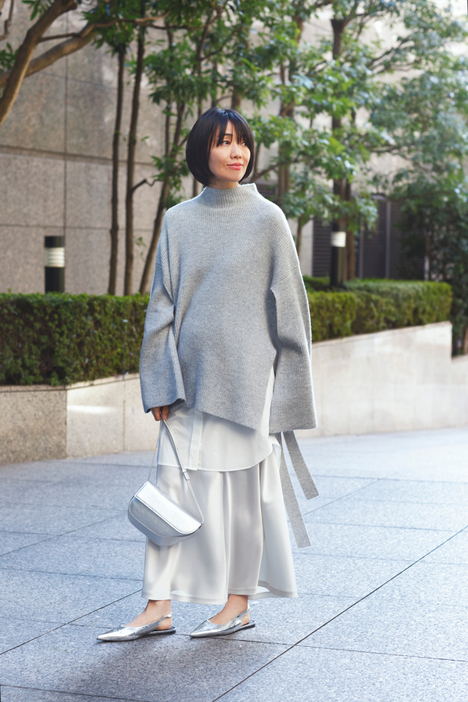 大人の定番スカートといえばやっぱり「マキシ丈」！着膨れが気になる秋冬は“着やせ効果”も？ (webマガジン mi-mollet) - Yahoo!ニュース