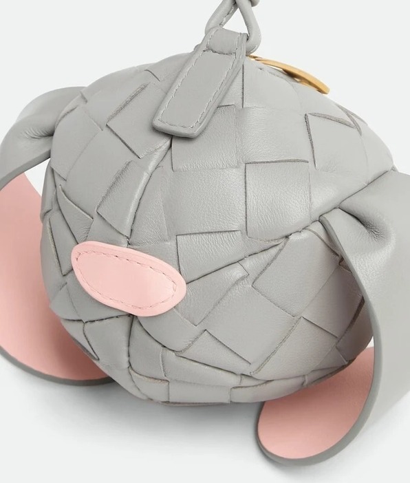 【ボッテガ・ヴェネタ】愛らしさに癒やされる。アニマルモチーフのコインパース (＠BAILA) - Yahoo!ニュース