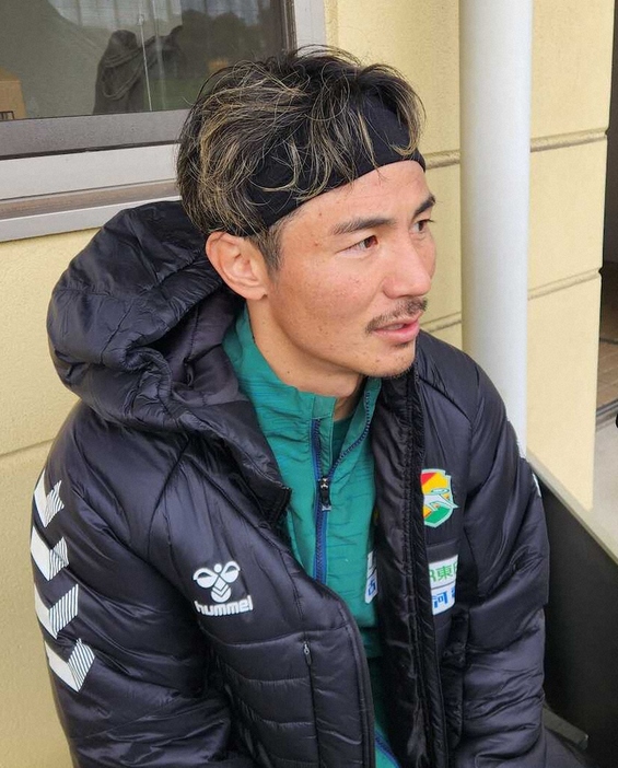 J2千葉“フクアリの奇跡”再び！大逆転V＆17年ぶりJ1復帰へ、DF米倉「追う方が強い」 (スポニチアネックス) - Yahoo!ニュース