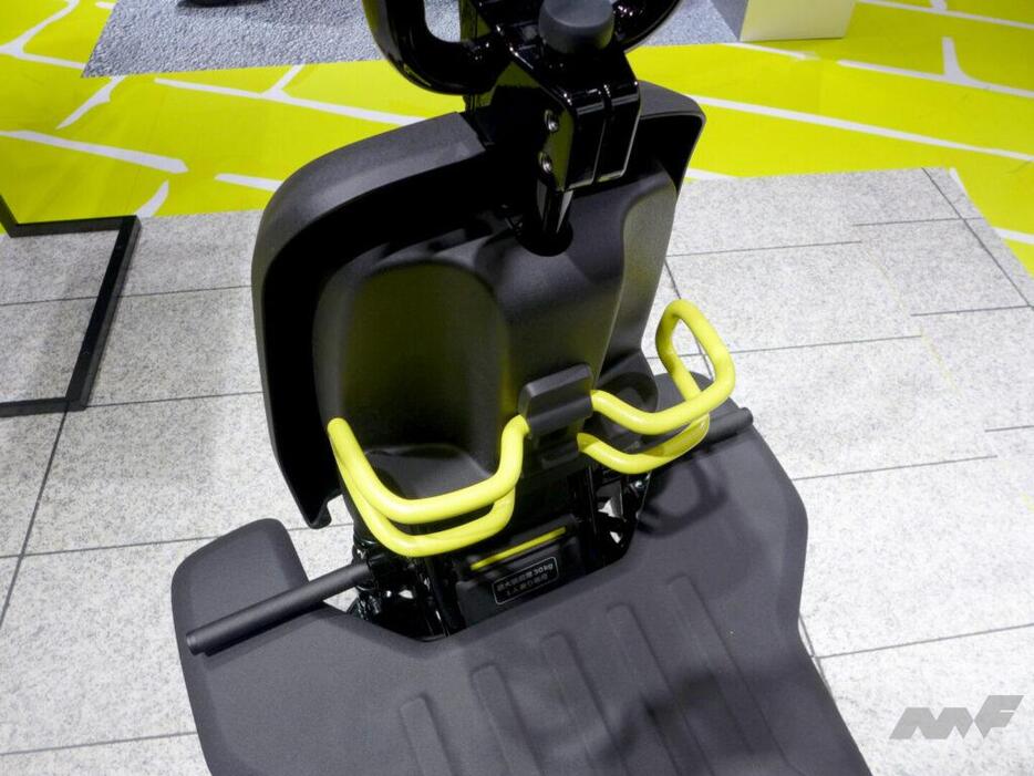 セニアカー以上クルマ未満？スズキが提案するパーソナルモビリティ『SUZU-RIDE2』【ジャパンモビリティショー2025】 (MotorFan) - Yahoo!ニュース