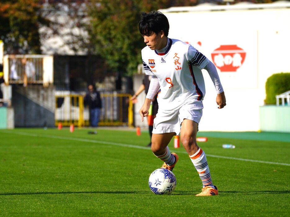 [MOM5307]國學院久我山FW坂東輝一(3年)_「今日の感覚だったら行ける」予感的中!場内もどよめく先制ゴラッソ含めて圧巻の2G1Aで9番の仕事完遂! (ゲキサカ) - Yahoo!ニュース