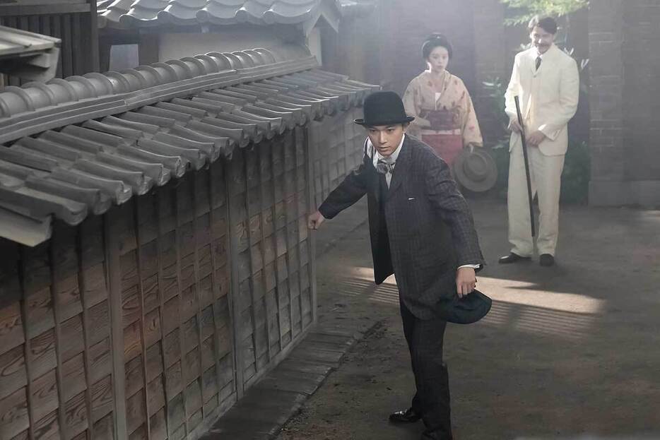 【ばけばけ】わざとらしく見えないよう“できないスキップ大会” 制作統括が語る撮影現場 (ENCOUNT) - Yahoo!ニュース