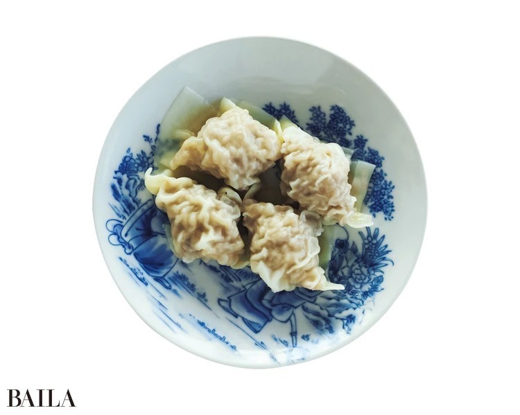 駒込のレトロモダンな台湾料理店で佐藤栞里が台湾ワンタンに舌鼓 (＠BAILA) - Yahoo!ニュース