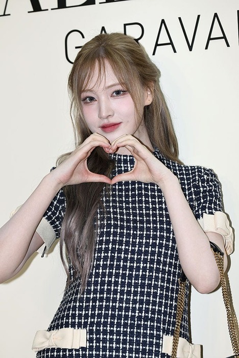 【IVE リズ編】”IVEの音色妖精”ことLIZのギャル可愛いヘアメイクを分析！ (ELLE DIGITAL) - Yahoo!ニュース