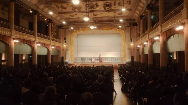 抽選18倍の人気 JCOM×NHK響コンサート 大阪市中央公会堂で熱演 (週刊大阪日日新聞) - Yahoo!ニュース