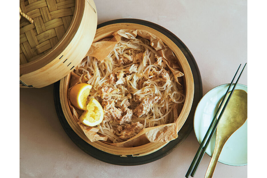 《ヘルシーなレシピ3選》ママの“ひとりご飯”こそ「せいろ」で時短！｜VERY (magacol) - Yahoo!ニュース