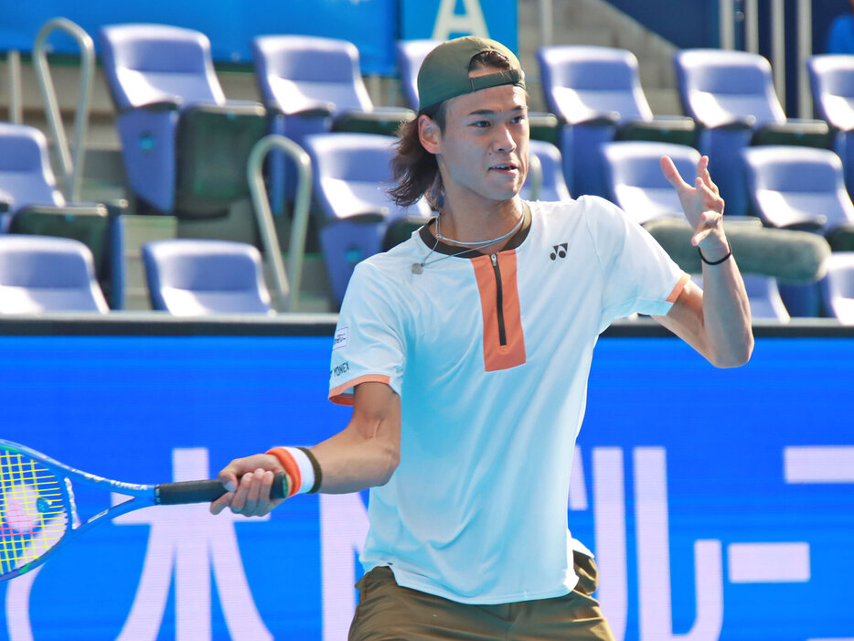 坂本怜 逆転勝ちで初の8強、準々決勝で第1シードと激突＜男子テニス＞ (tennis365.net) - Yahoo!ニュース