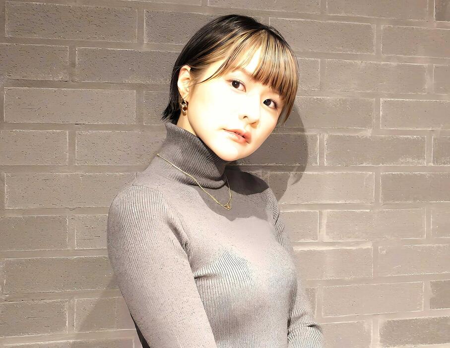 心肺機能を高めるための1人カラオケ “健康第一”の女性ヴォーカリストが送る日常とは？【湊あかね#2】 (VITUP!) - Yahoo!ニュース