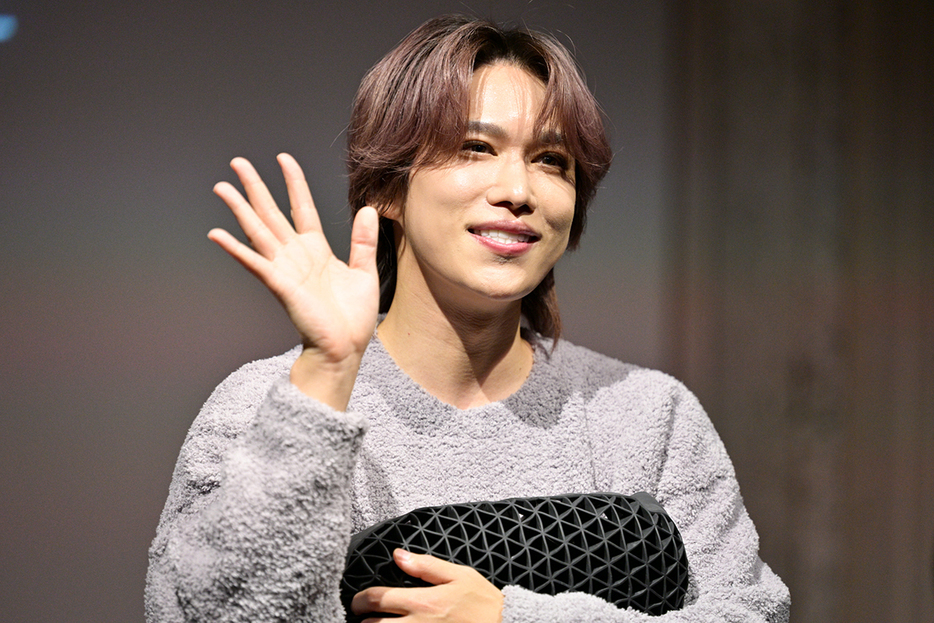 キスマイ千賀健永、私服のパジャマ姿を披露「恥ずかしい気持ち」 (ENCOUNT) - Yahoo!ニュース