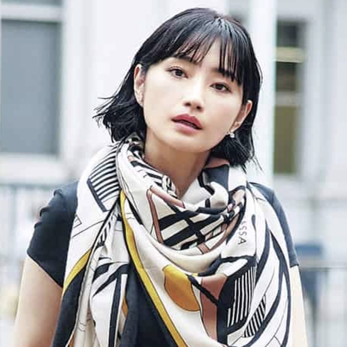 【散財系YouTuber】柳橋唯さんの「垢抜け愛用小物＆テクニック」を一挙公開！｜STORY (magacol) - Yahoo!ニュース