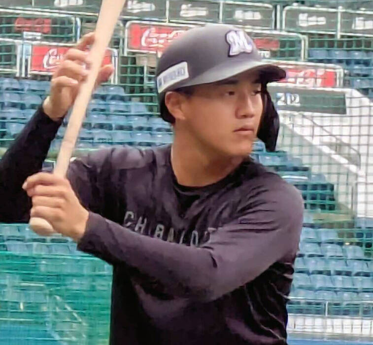 【ロッテ】西川史礁が侍ジャパン強化合宿へ出発 青学大同期の広島・佐々木泰との再会を心待ち「すごく仲がよくて毎日一緒に練習した」 (スポーツ報知) - Yahoo!ニュース