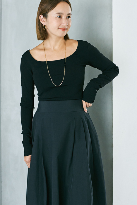 冬のエレガントスタイルに欠かせないマルモアの“主役級マキシ丈スカート”。きれいめ派の着こなしは？ (webマガジン mi-mollet) - Yahoo!ニュース