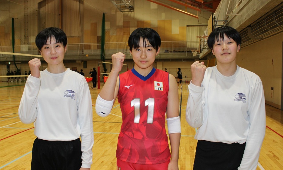 【バレーボール】北の大地から、二つの才能が全国へ――U16日本代表、札幌大谷中同級生が挑むジュニアオリンピックカップ「歴史を変える」戦い (北海道ニュースUHB) - Yahoo!ニュース