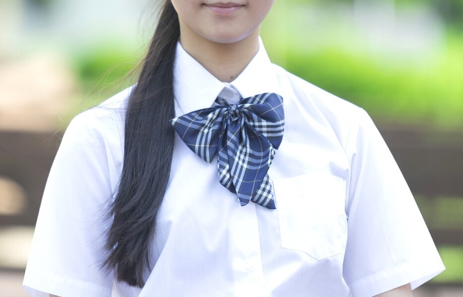 女子高生の約40％が「独身を希望」、理由は"意外なところ"に。「結婚して子ども2,3人」は昔の話？ (Harper’s BAZAAR（ハーパーズ バザー）) - Yahoo!ニュース